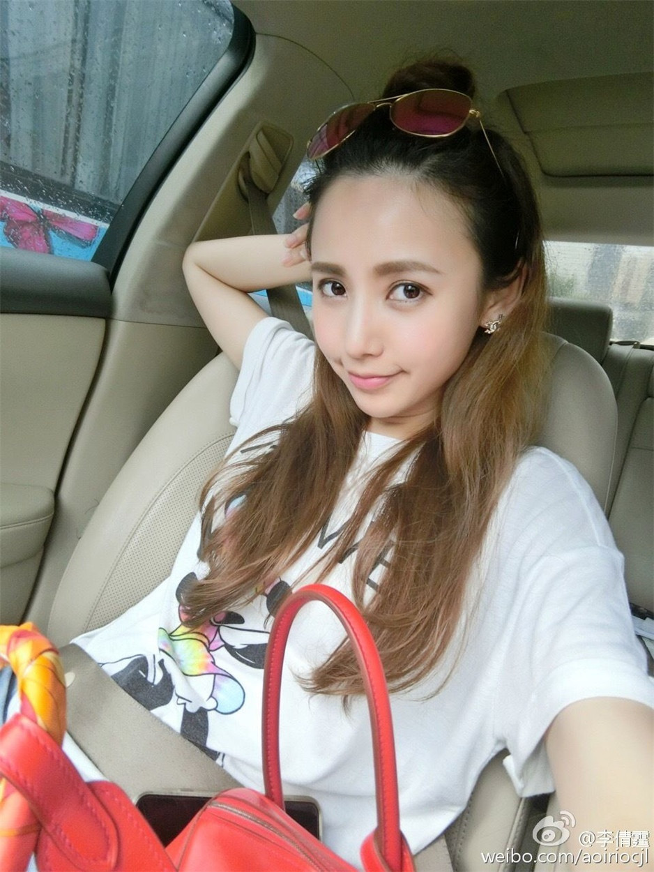 韩国网络美女Daunni自拍照片