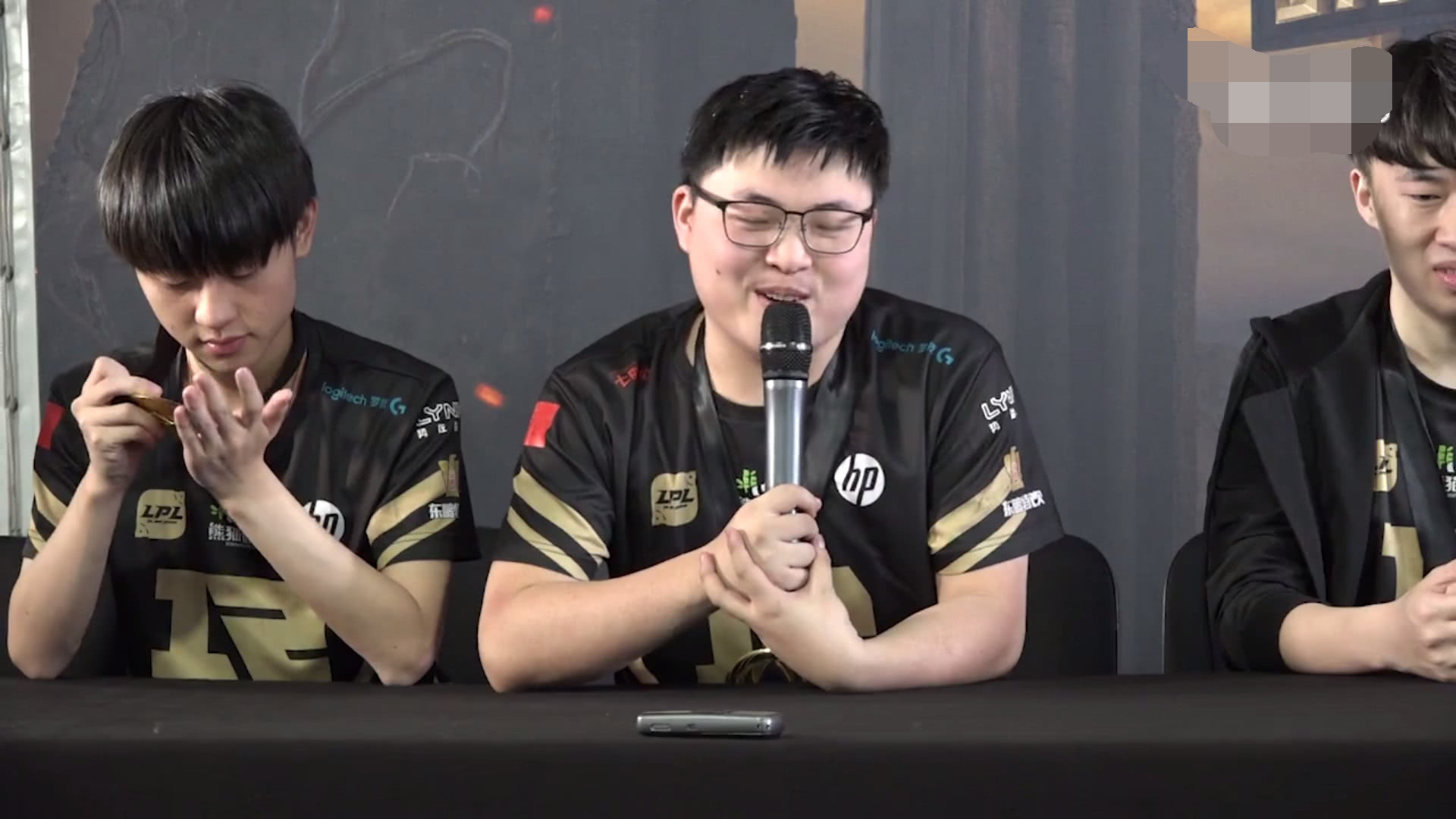 uzi超清壁纸-千图网