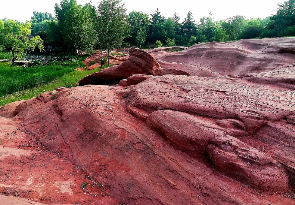 山东莱芜红石公园，红石生成于距今一亿多年前的中生代侏罗纪|红石谷|红石公园|莱芜_新浪新闻
