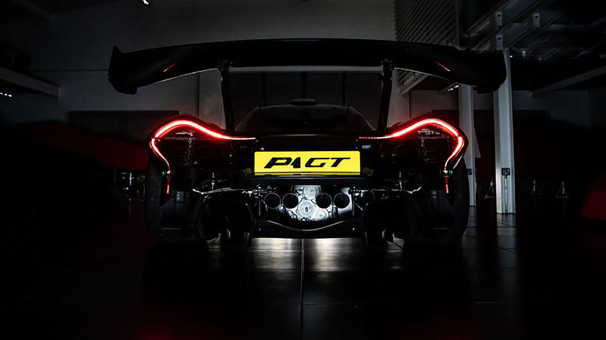 全球仅3台迈凯伦P1 GT，刚首发就被预定，号称最强合法上路赛车-新浪汽车