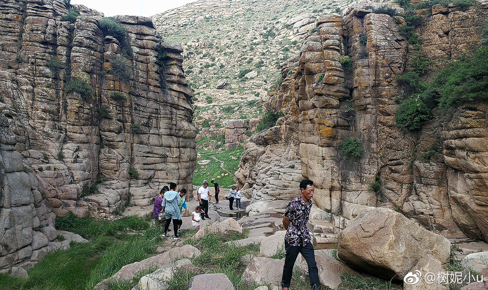 距康宝县城北20公里有一座坝上雄关——“南天门”|坝上|南天门|花岗岩_新浪新闻