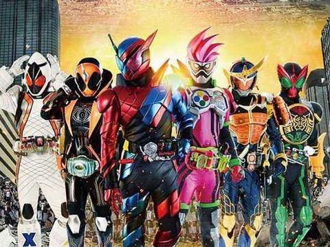 假面骑士：盘点历代平成假面骑士最令人印象深刻的镜头|假面骑士空我|假面|骑士_新浪新闻