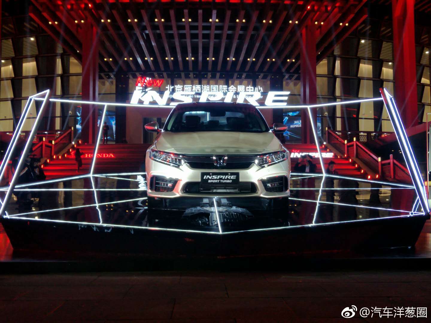 INSPIRE今晚上市，你预计它的售价在多少？-新浪汽车
