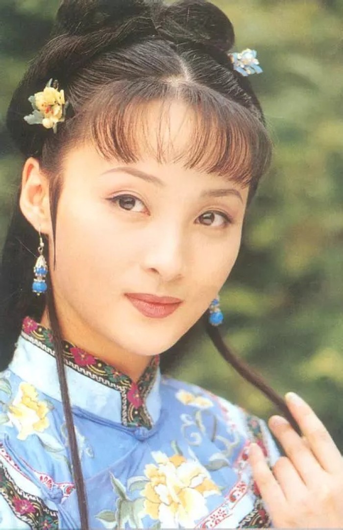蒋勤勤古装美图欣赏,有多少人还记得《风云》中她演的第二梦