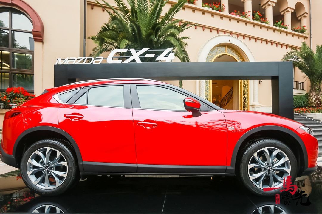乱拳对战老师傅 马自达CX-4告诉您谁是18万级性价比之星！-新浪汽车