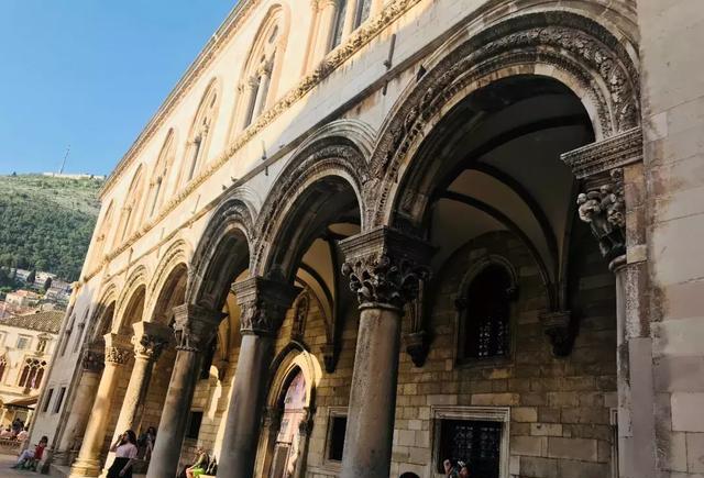 探秘丨神秘巴尔干半岛|巴尔|扎达尔|莫斯塔尔_新浪新闻