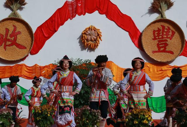 云南：最神秘的线路，傈僳族在这里与藏族和谐相处