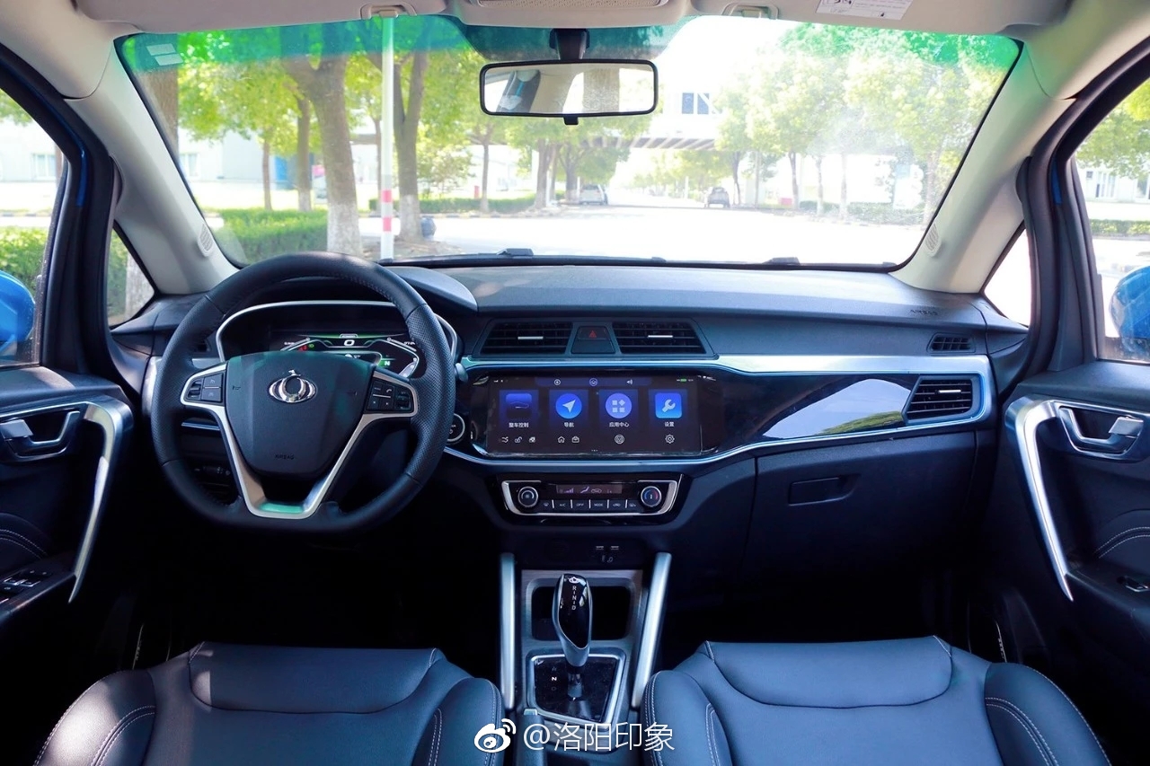 吉利全球鹰旗下最新纯电动车型EX3