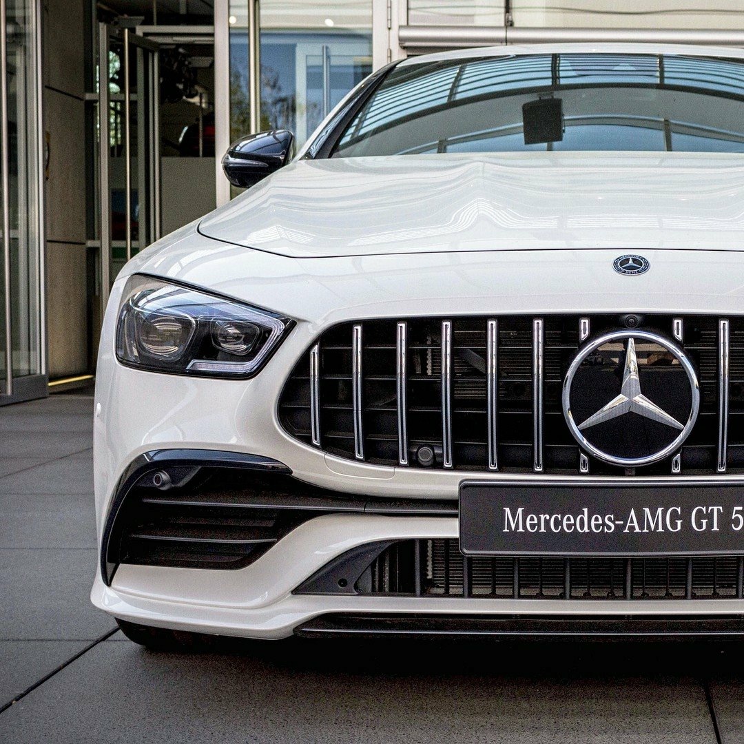 梅赛德斯奔驰AMG GT53 4MATIC+