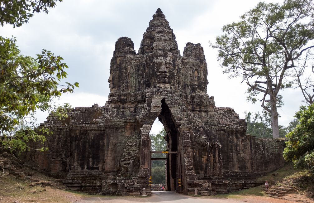 柬埔寨吴哥窟实拍，如此壮观神奇，怪不得每年百万中国游客参观