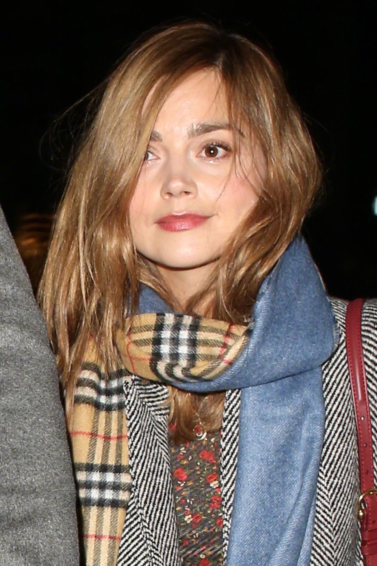 Jenna Coleman（《神秘博士》）当地时间3月20日在伦敦离开34 Restaur