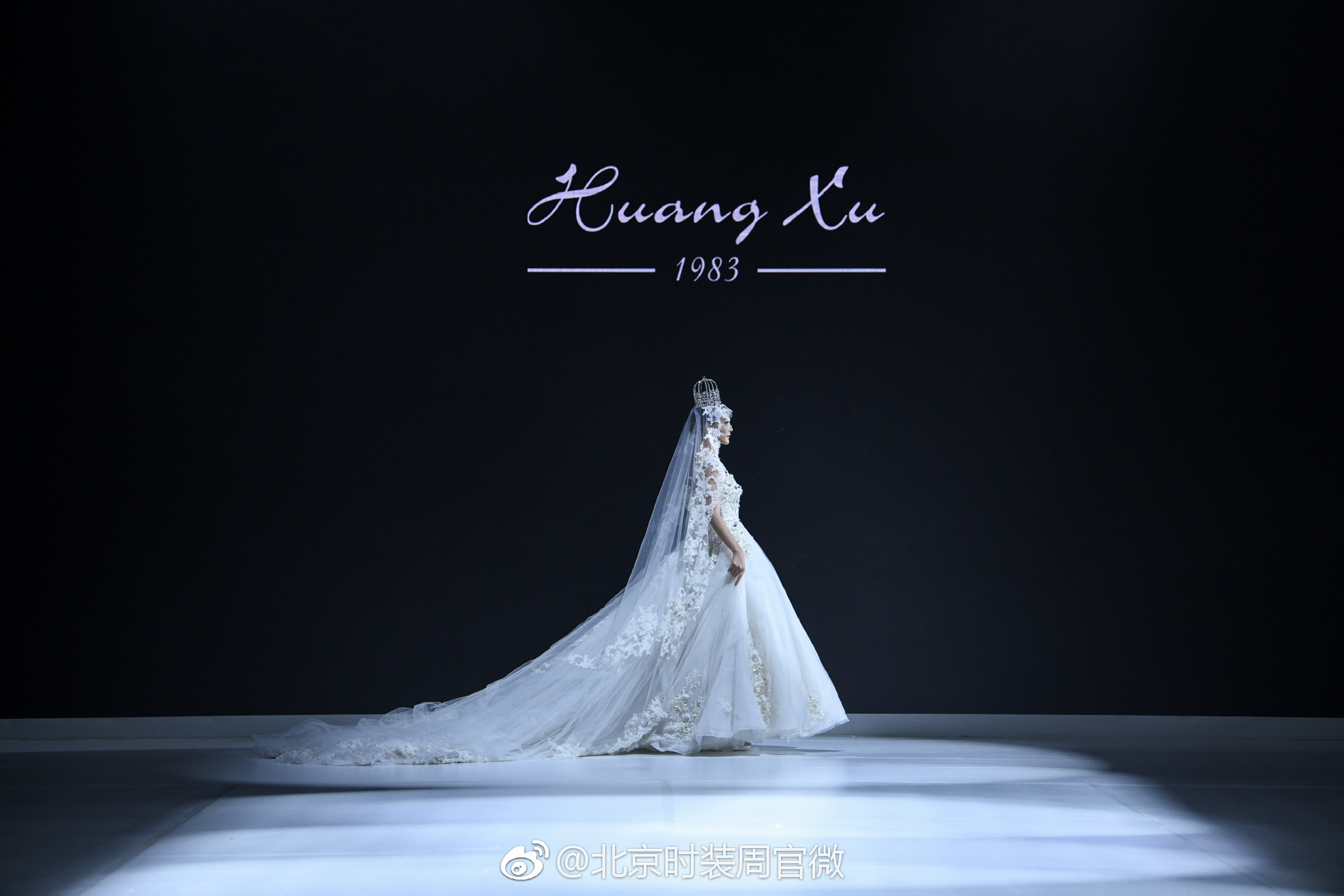 HUANG XU 1983 “华彧·自然” 2019 S/S品牌大秀