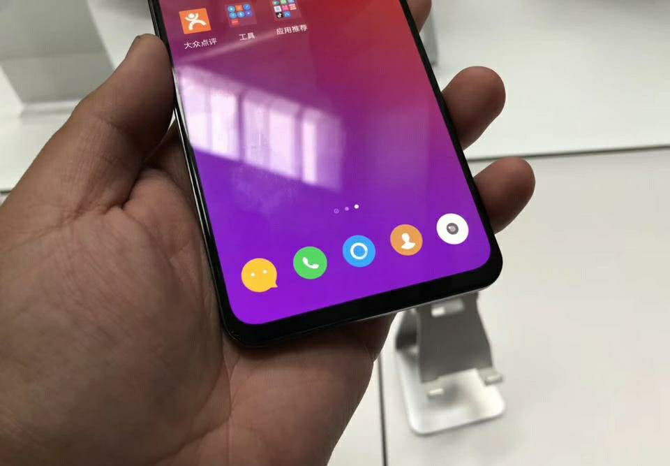 联想Z5Pro发布：全球最薄最快屏幕指纹，全球最高屏占比__财经头条