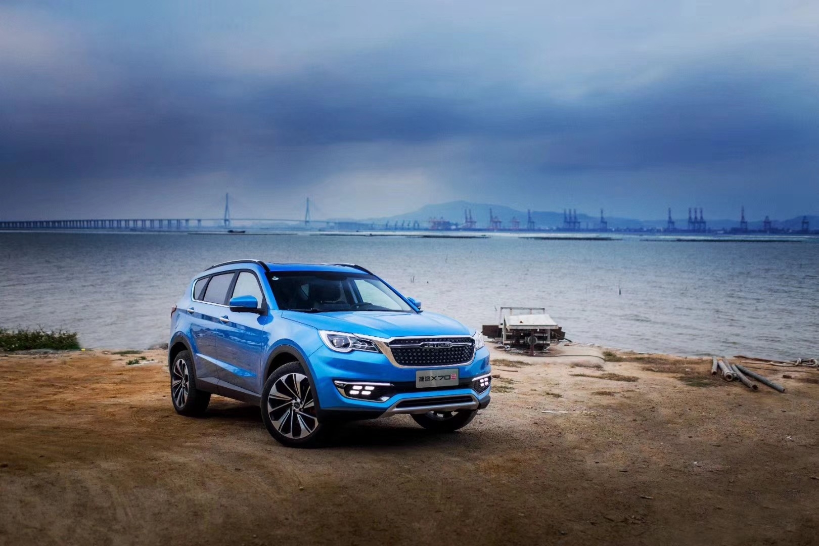 这款旅行智能SUV包下海岛上市，捷途X70S售7.69万-12.79万元-新浪汽车