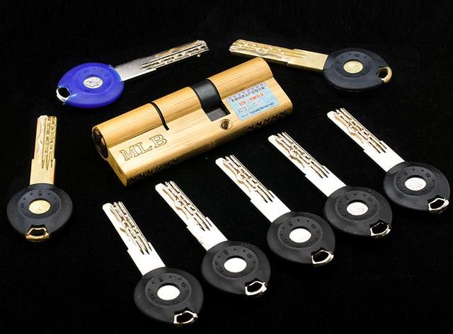 一个c级锁芯大概多少钱？防盗门锁芯种类图解|锁芯|防盗门|钥匙_新浪新闻