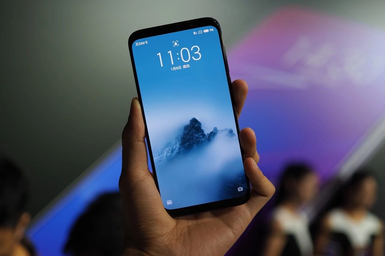 魅族16X、魅族V8、魅族X8现场上手，同价位基本没对手？__财经头条