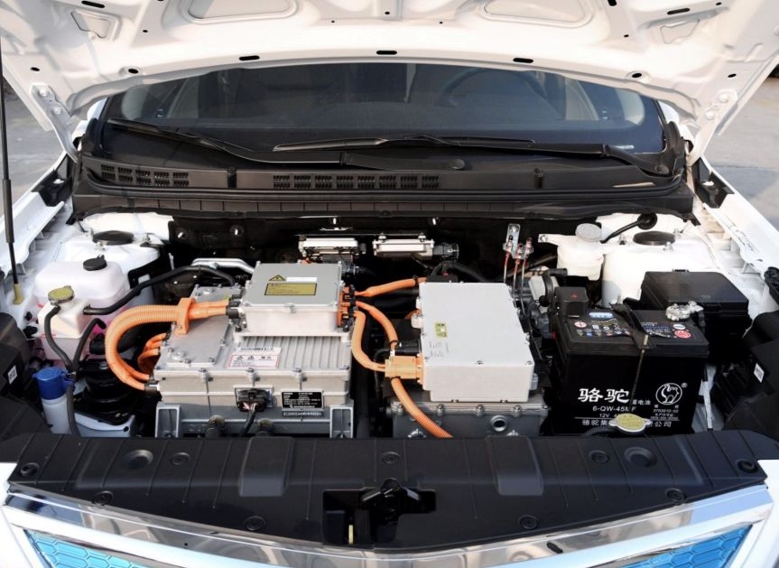 400km续航的较量，逸动EV460、秦Pro EV500怎么选？-新浪汽车