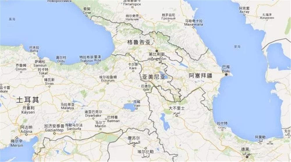 一篇文章告诉你，阿塞拜疆该怎么玩！|巴库|阿塞拜疆|火焰塔_新浪新闻