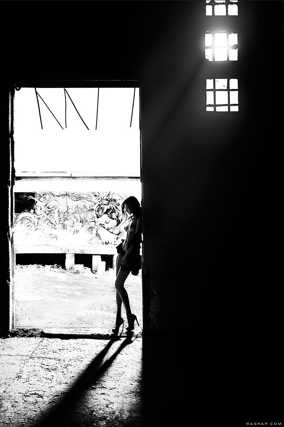 迷人而超现实的黑白光影 | 俄罗斯摄影师 Ilya Rashap