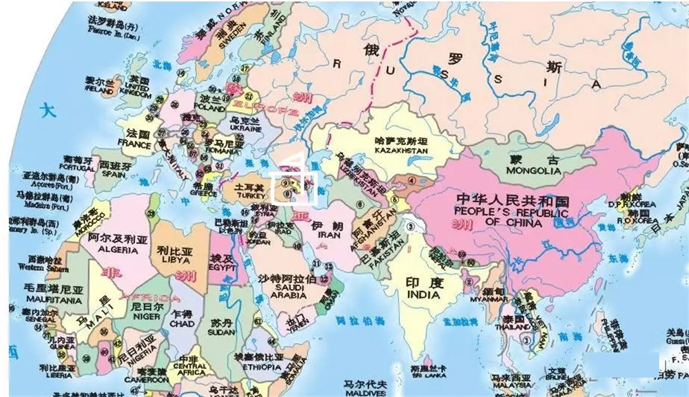 一篇文章告诉你，阿塞拜疆该怎么玩！|巴库|阿塞拜疆|火焰塔_新浪新闻