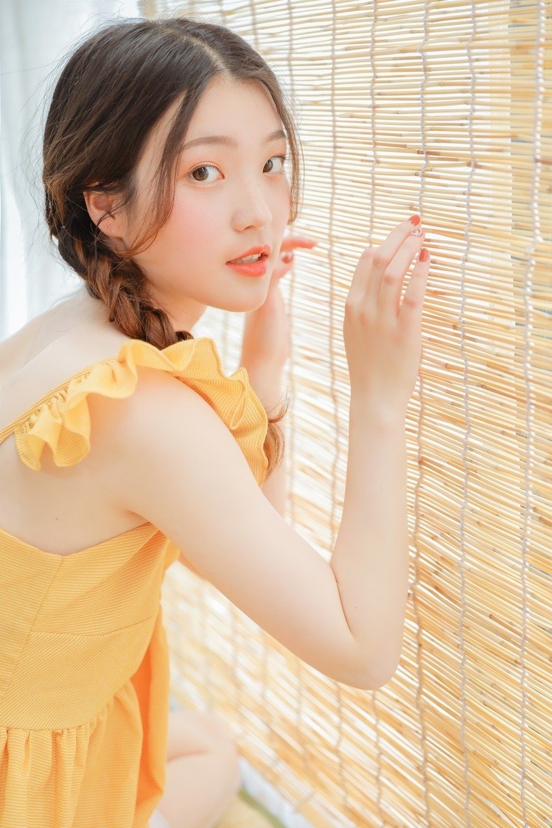 甜心小萝莉香肩美腿性感短裙私房唯美写真集|写真集|香肩|甜心_新浪新闻