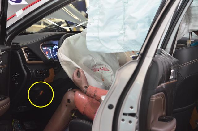 广汽传祺GS5 C-NCAP正面碰撞完成 多图解析试验结果怎么样？-新浪汽车