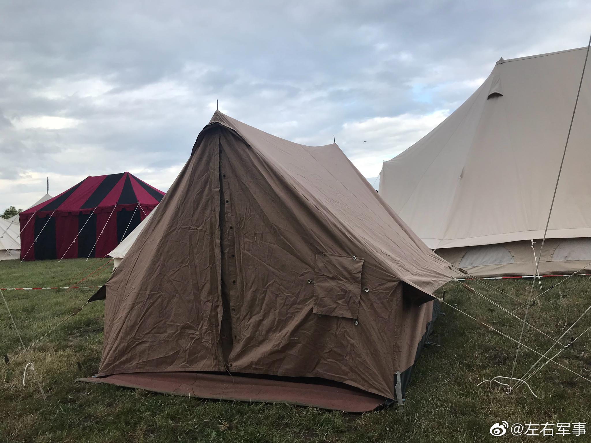 LARP 的全称是 Live Action Role Playing