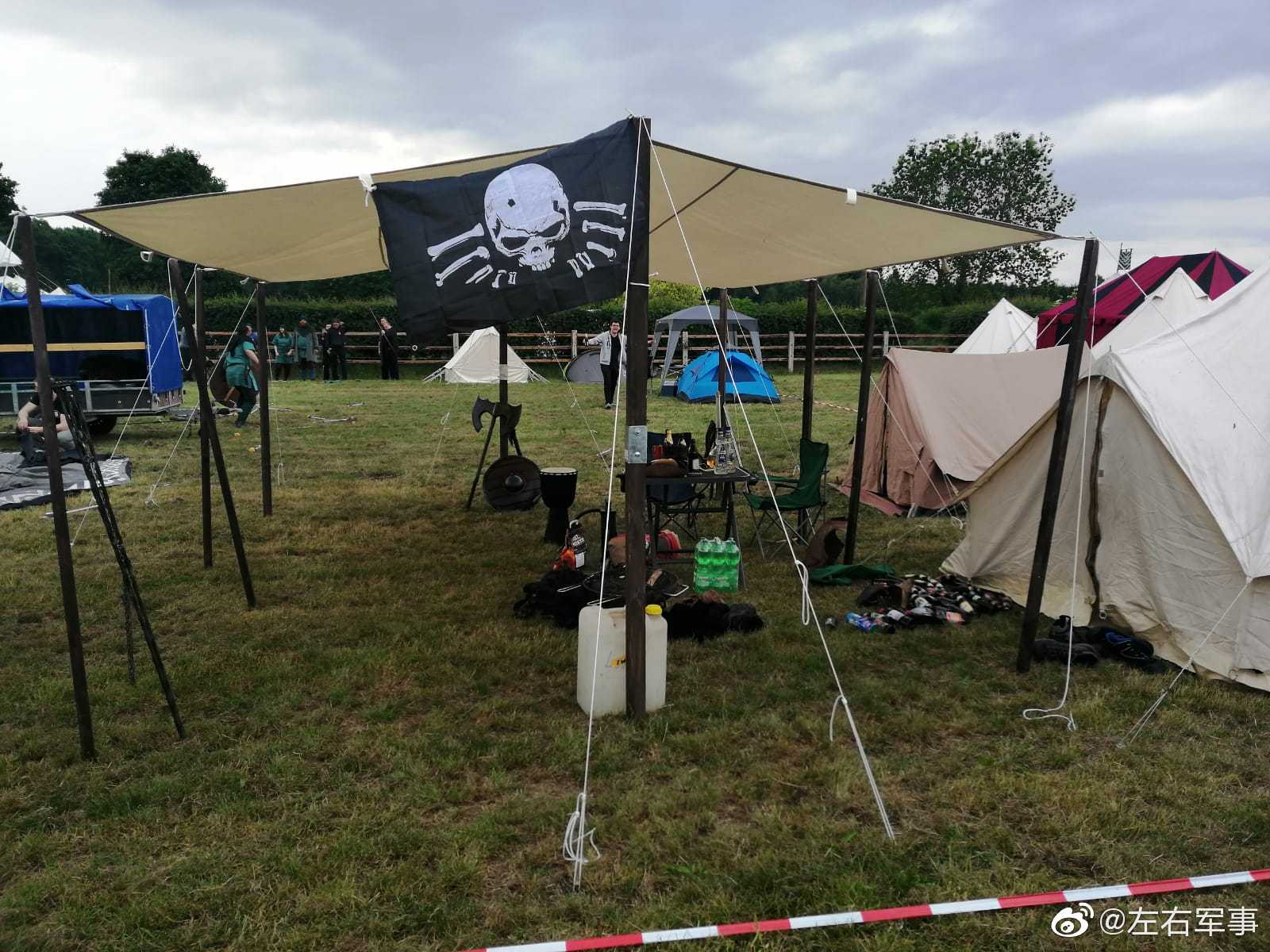 LARP 的全称是 Live Action Role Playing