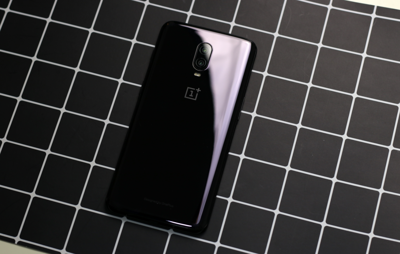 OnePlus 6T 一个月上手体验：完美旗舰__财经头条