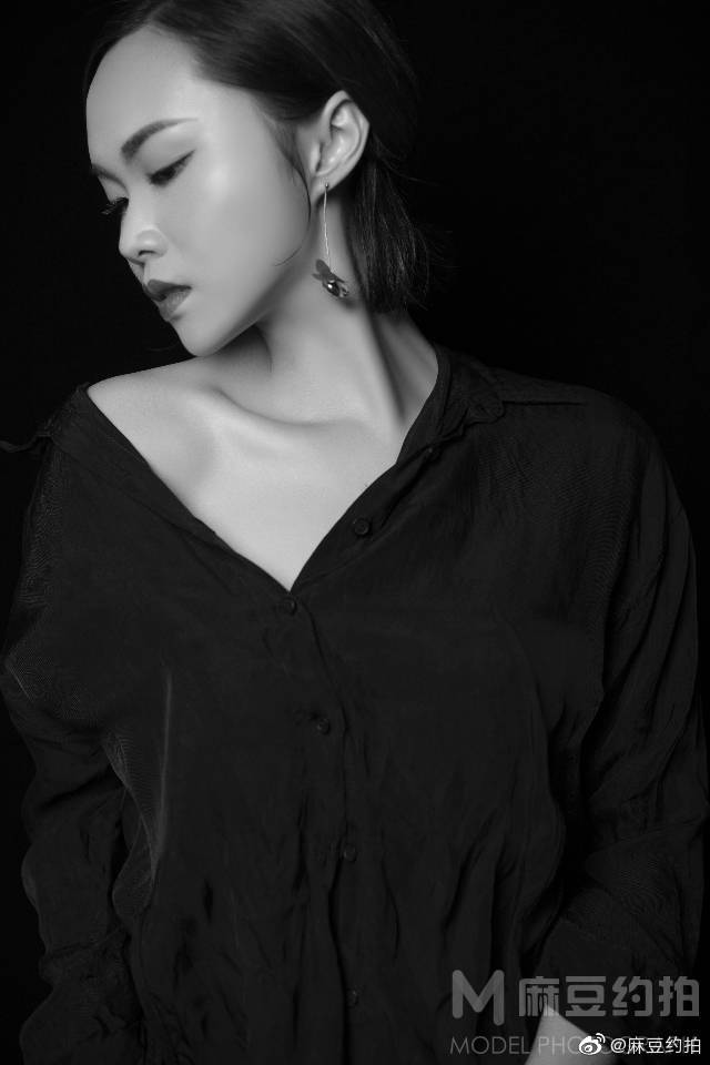 模特约 本人身高175体重55kg 约拍要求不私房