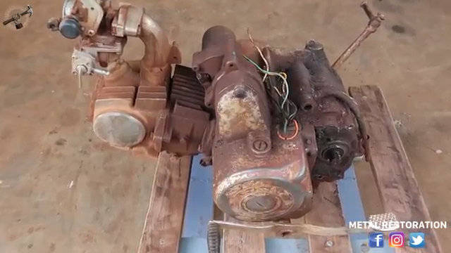 一辆锈迹斑斑破旧不堪的1990年生产的本田超级幼兽super cub 100EX摩|本田_新浪新闻