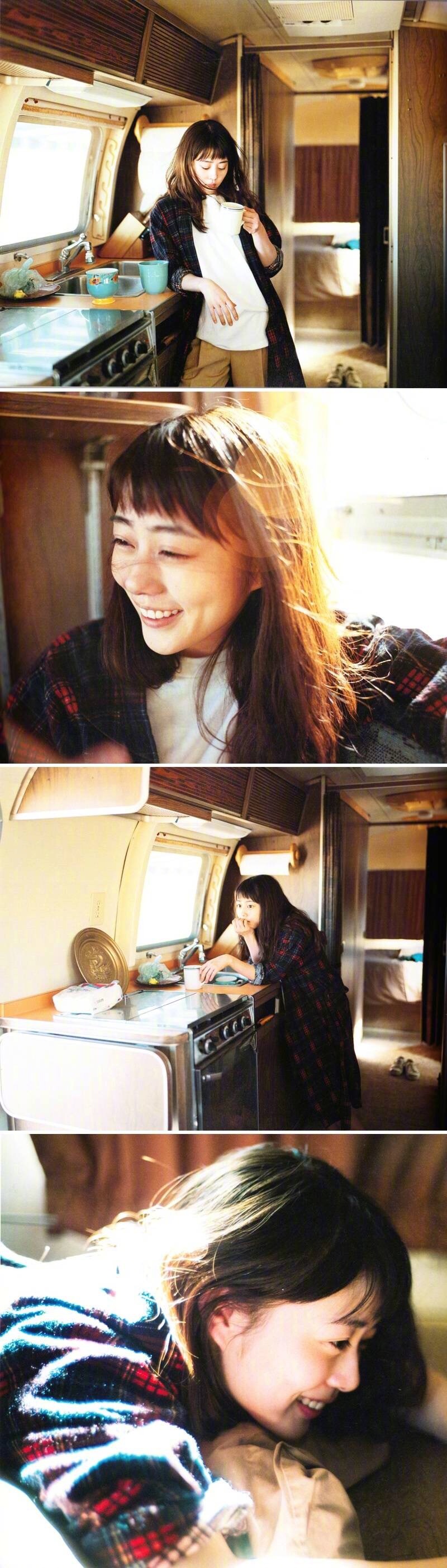 高畑充希 写真集《ユメクイサバク》
