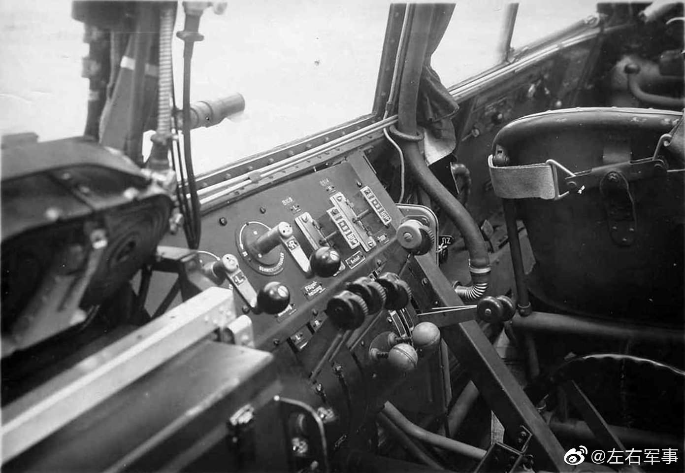 Ju88轰炸机内部照片|轰炸机_新浪新闻
