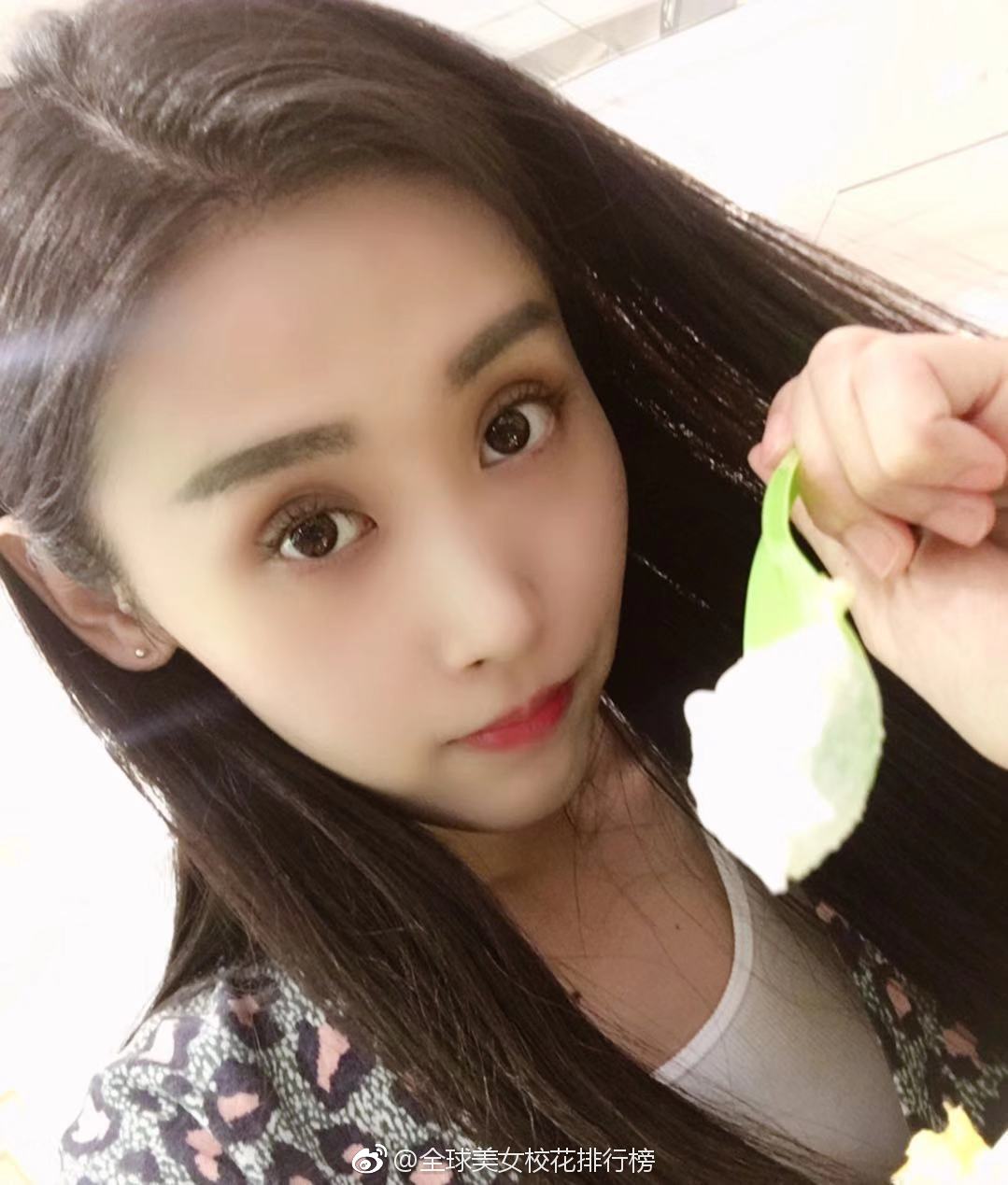 身高173cm 体重48kg 一个有情有义 敢爱敢恨的女孩儿