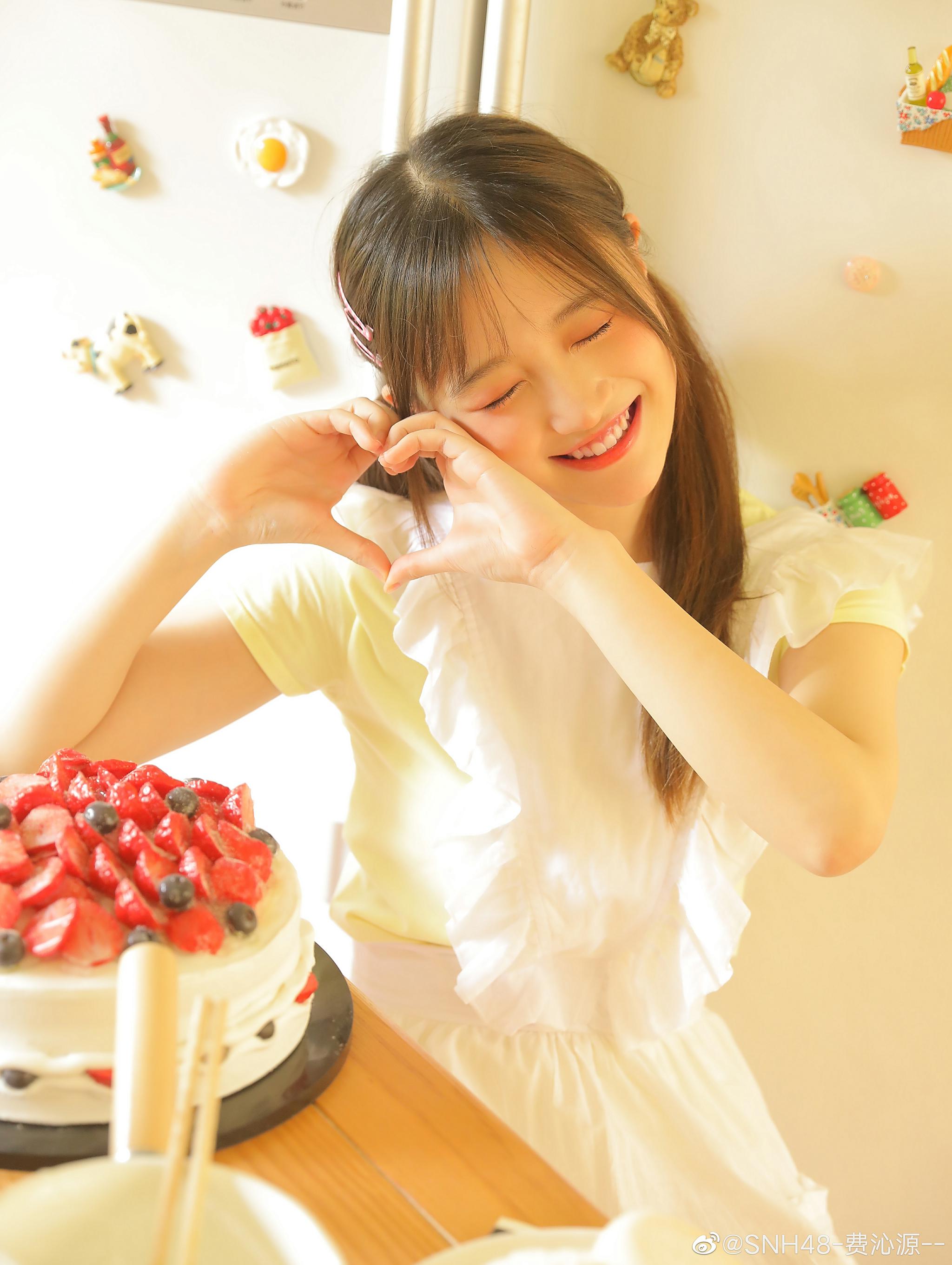 SNH48-费沁源--的521快乐！心心送你们开心每一天