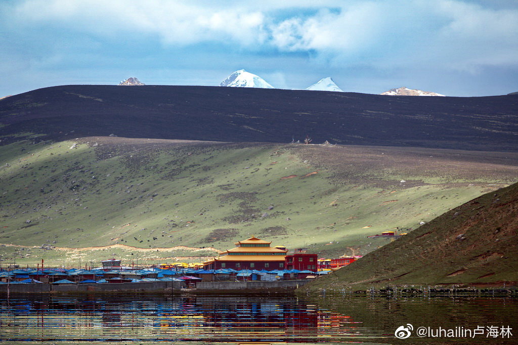 沿G318国道穿越理塘