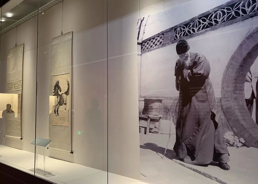 十年重启！到徐悲鸿纪念馆看大师最全力作|徐悲鸿纪念馆|徐悲鸿|馆藏_新浪新闻