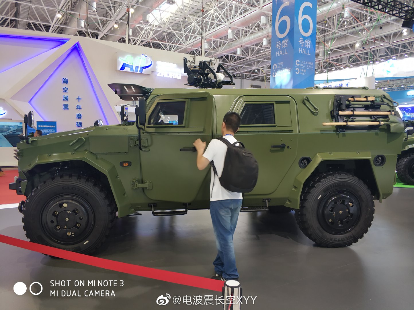 三代猛士的CSK182型6人防护突击车-新浪汽车