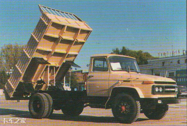 5-9吨 15-20吨 解放CA141家族车型有多少？-新浪汽车