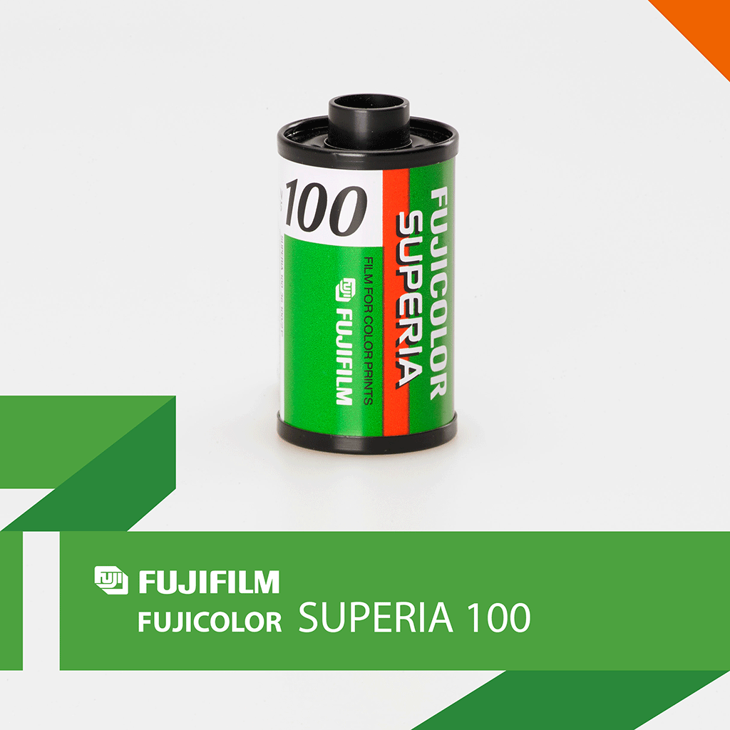 FUJIFILM FUJICOLOR SUPERIA 100收集了两种暗盒（图2）FUJIFILM F