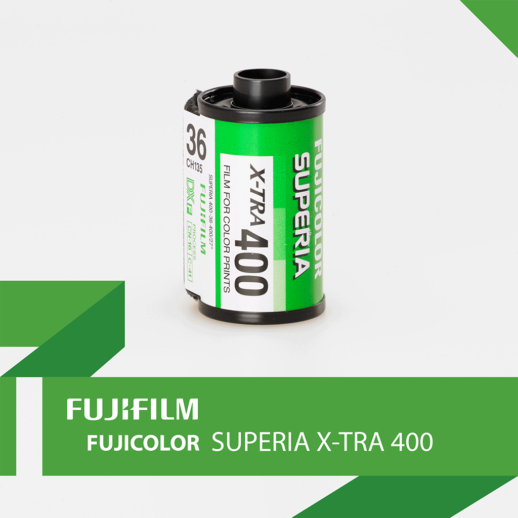 FUJIFILM FUJICOLOR SUPERIA 100收集了两种暗盒（图2）FUJIFILM F