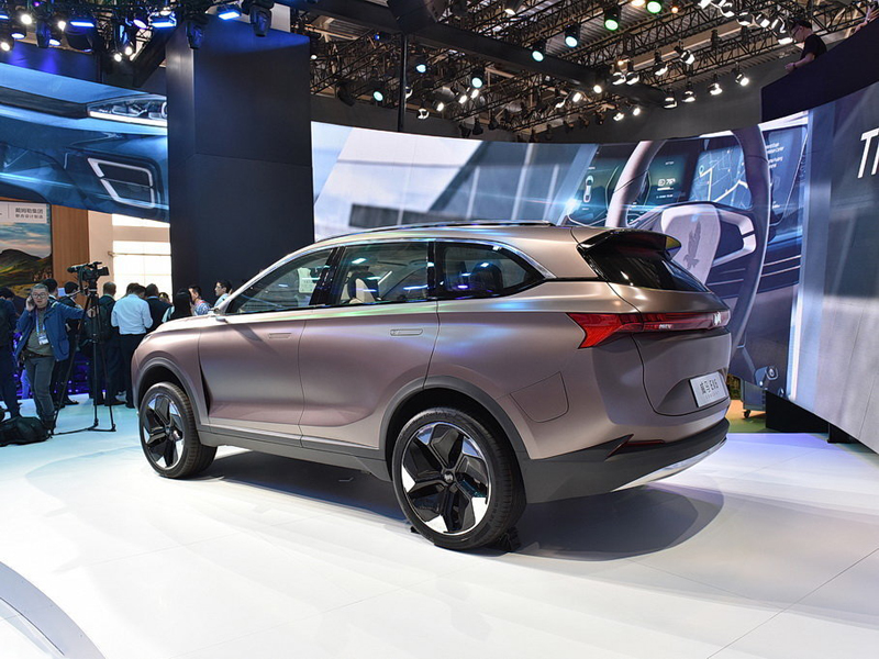 威马EX6今年9月上市 定位中型纯电动SUV/6座布局-新浪汽车
