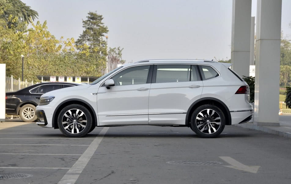 最受欢迎SUV，搭载EA888发动机，11月卖出27398辆-新浪汽车