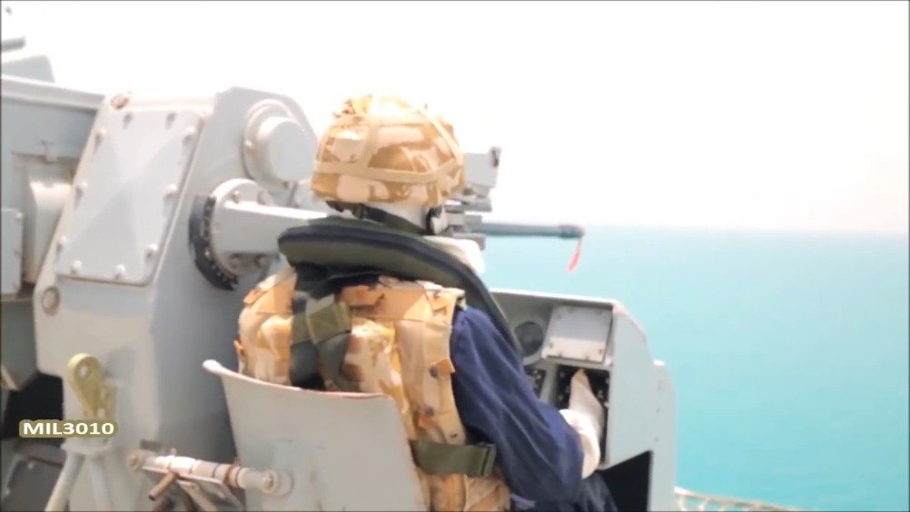 英国海军舰艇M134小型机枪和30毫米DS30M机枪|机枪|海军舰艇|英国_新浪新闻