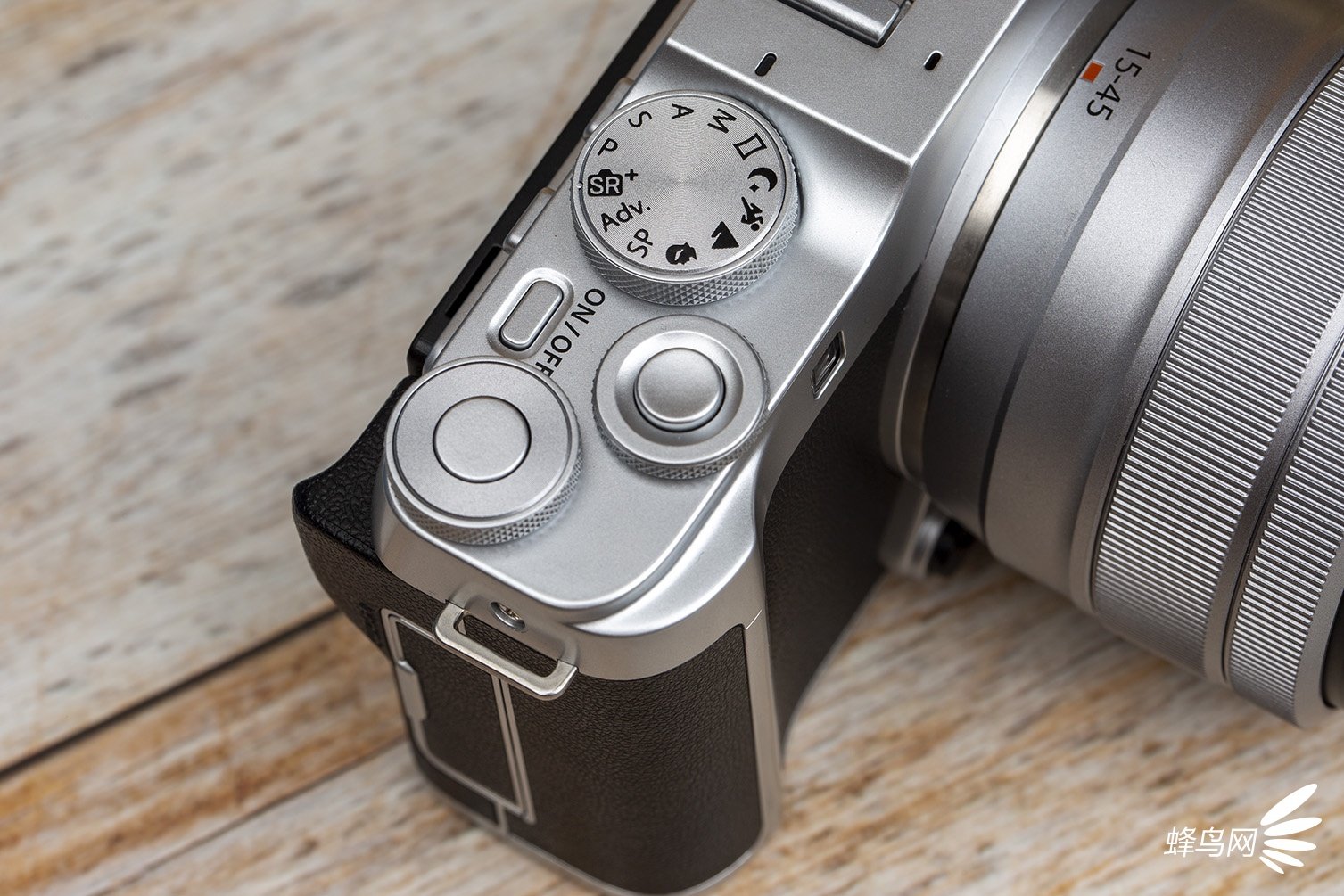 2019年9月12日，富士宣布于秋季正式推出富士X-A7便携式无反相机|富士|无反相机|相机_新浪新闻