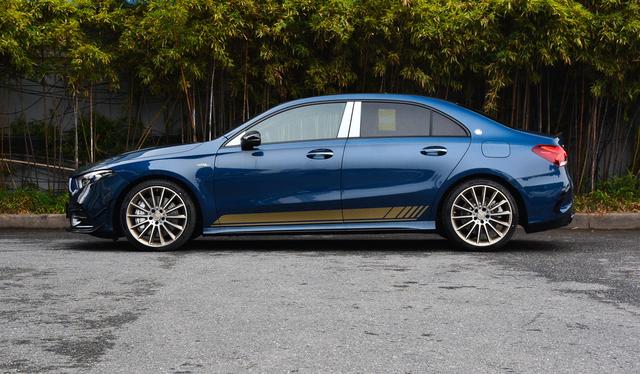 从C43再到E43，奔驰也开始逐步舍弃了属于其本质的东西-新浪汽车