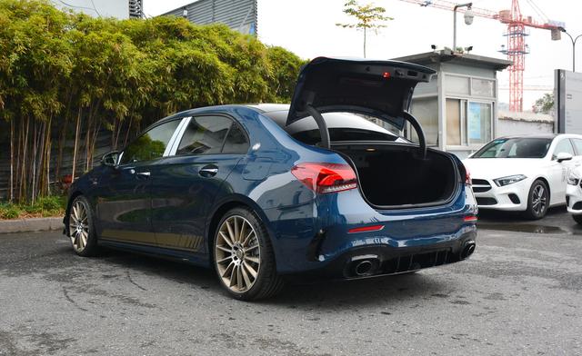 从C43再到E43，奔驰也开始逐步舍弃了属于其本质的东西-新浪汽车