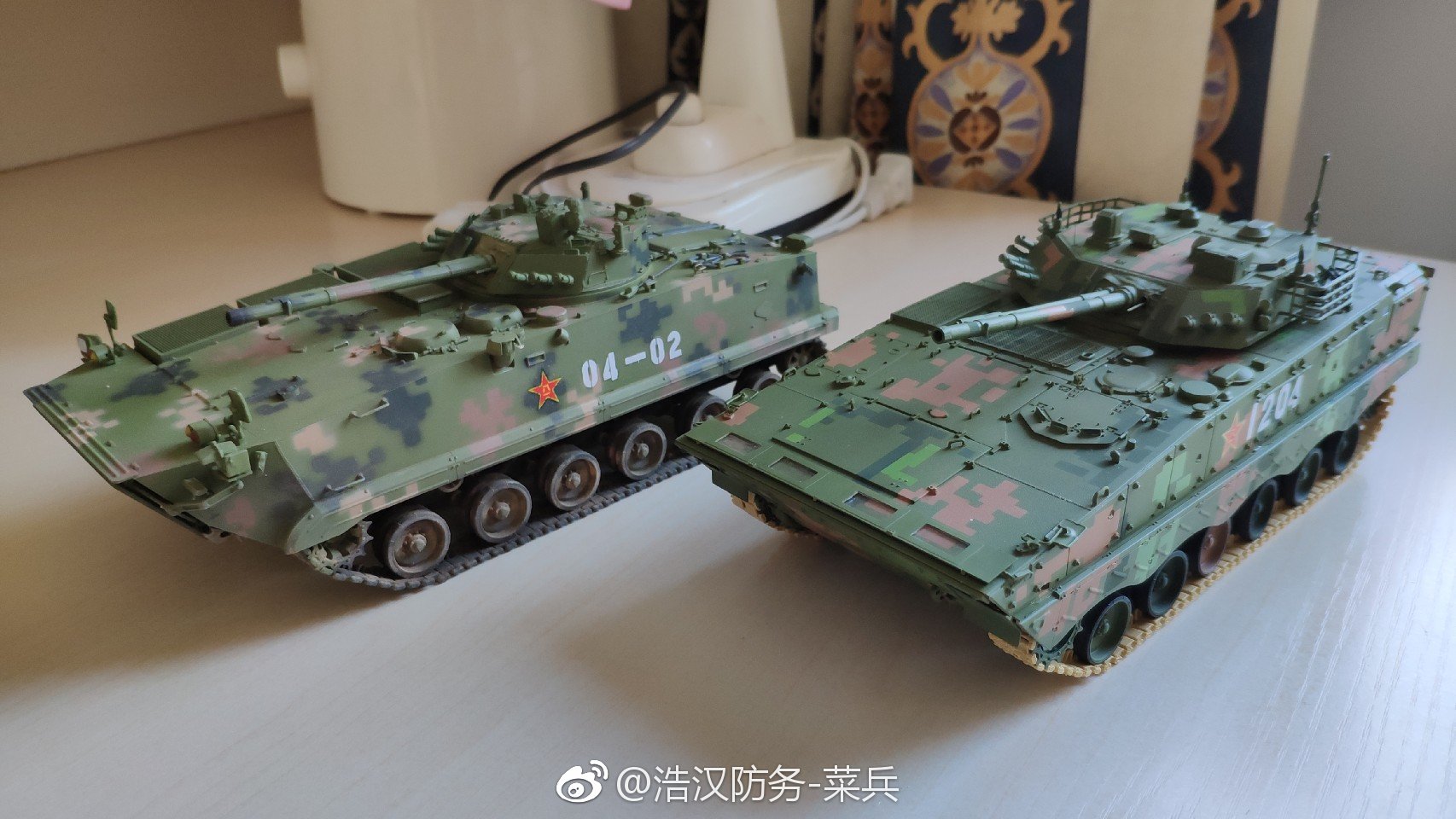 虽然都是叫ZBD-04，但是04和04A的差距真的不是一点|差距|散热网|驾驶舱_新浪新闻