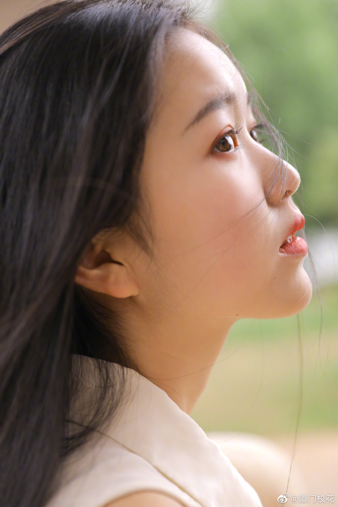 她叫左梦圆，97年 ，就读于云南师范大学会计学专业，身高162cm|云南师范大学|就读|身高