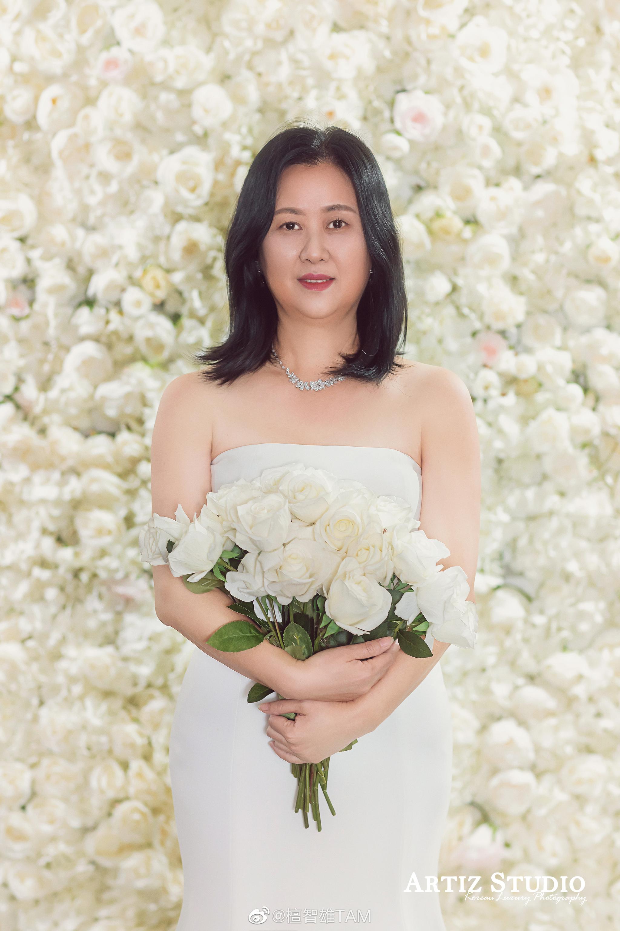 我认识junna的时候，我们算得上一拍即合